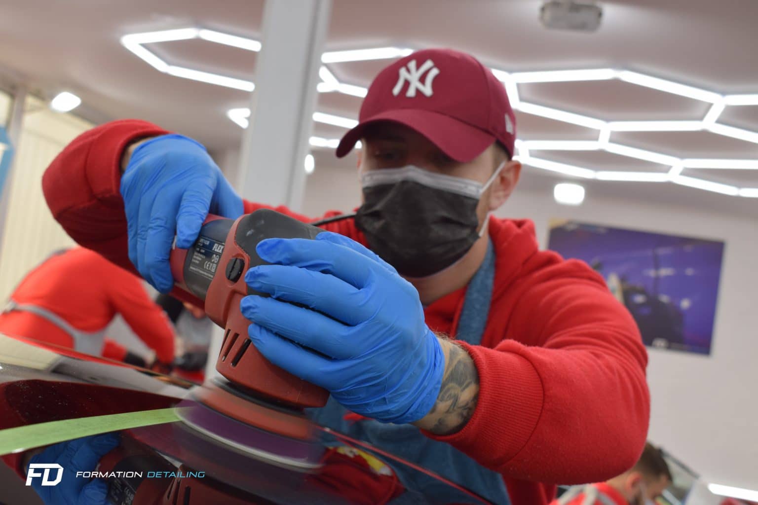 Polissage automobile : comment polir correctement sa voiture ...