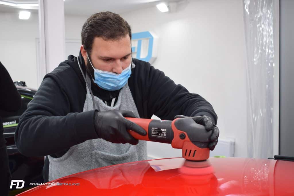 Polissage automobile : comment polir correctement sa voiture ...